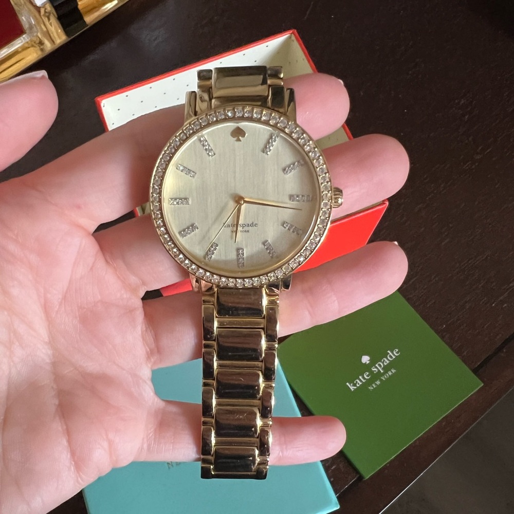 Kate Spade Gold Round Watch - Gem